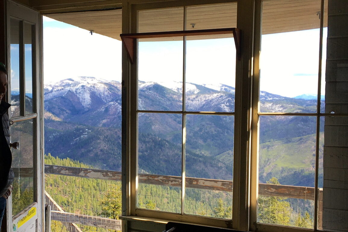 Desolation Peak – TrailChick