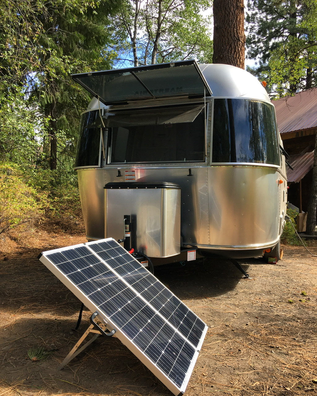 Boondocking with Bambi: 2 Weeks of Solar-Powered Living – TrailChick