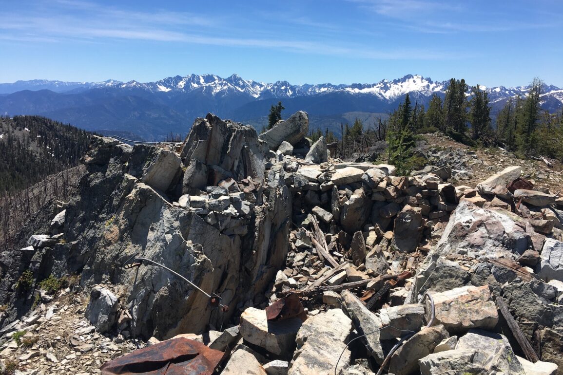 Washington State’s 93* Historic Fire Lookouts – TrailChick
