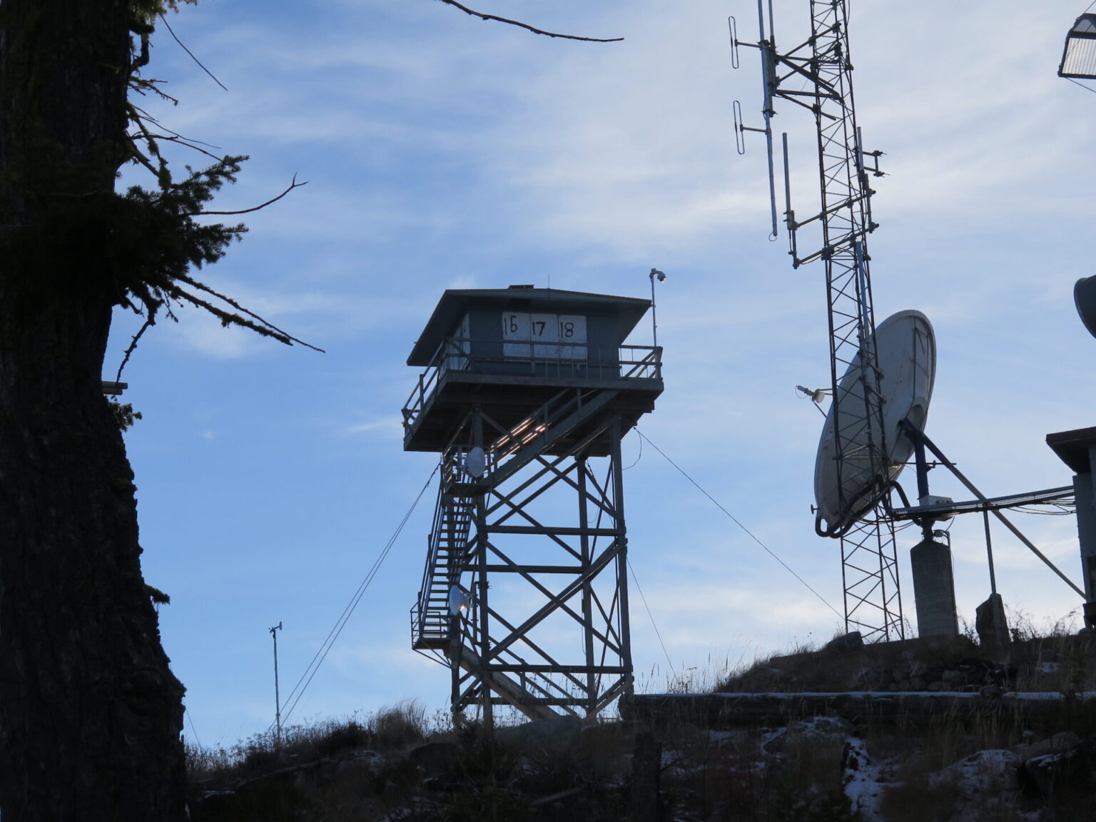 Washington State’s 93* Historic Fire Lookouts – TrailChick